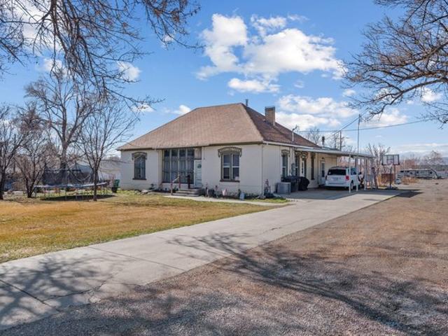 579 N Geneva Rd, Provo, UT 84601