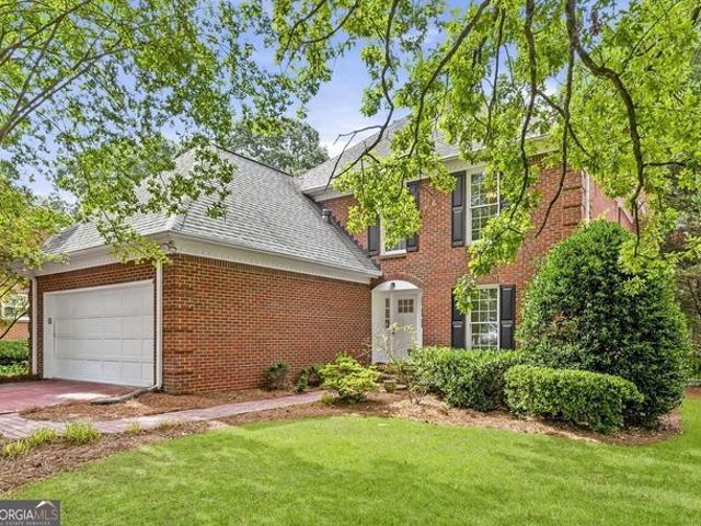 579 N Palisades Cir SE, Marietta, GA 30067