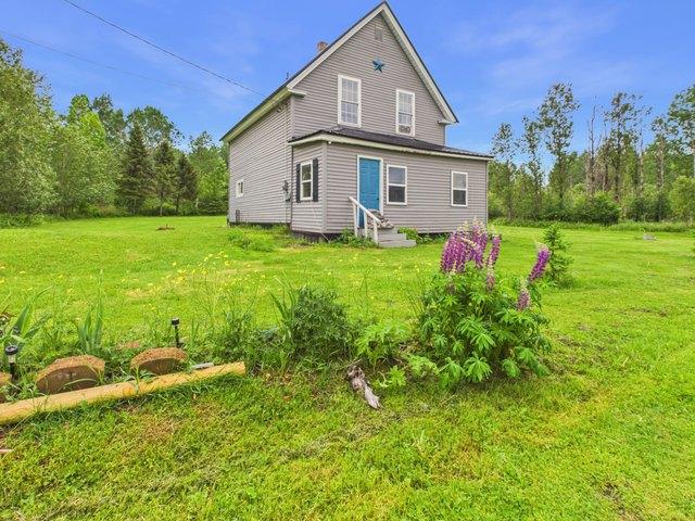 579 Sheridan Rd, Ashland, ME 04732