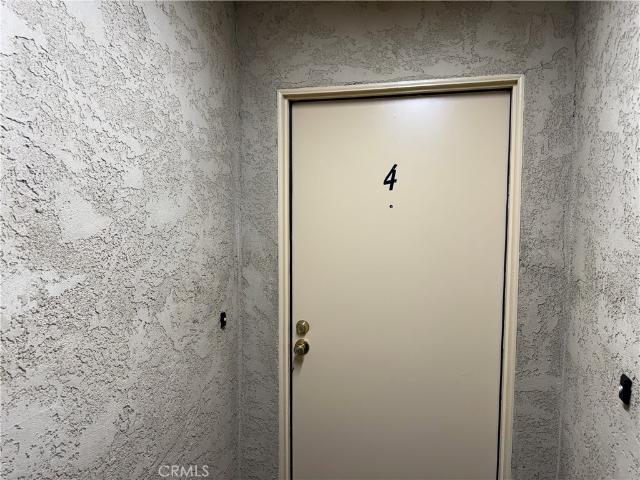 579 W 14th 4