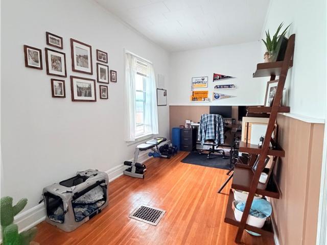 579 W Delavan Ave Avenue # 2