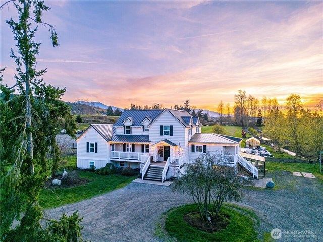 579 W Sequim Bay Rd, Sequim, WA 98382