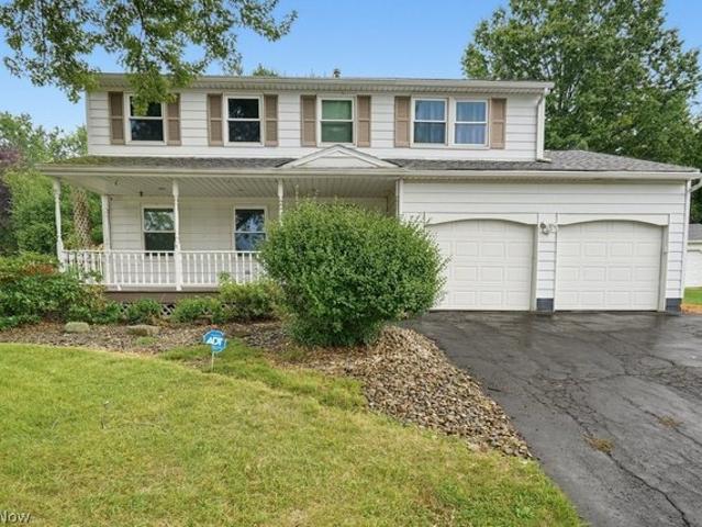 579 Willow Dr SE, Warren, OH 44484