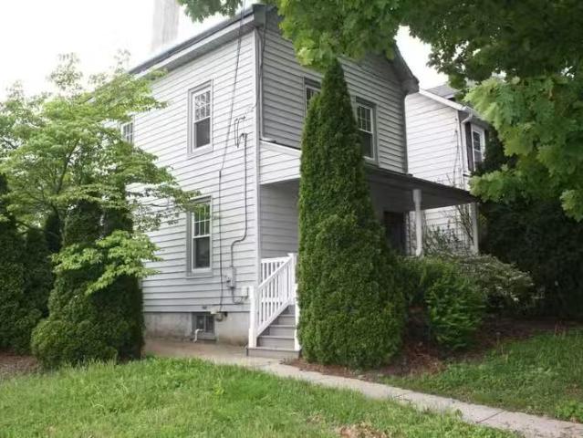 58043535 820 W Bridge St
