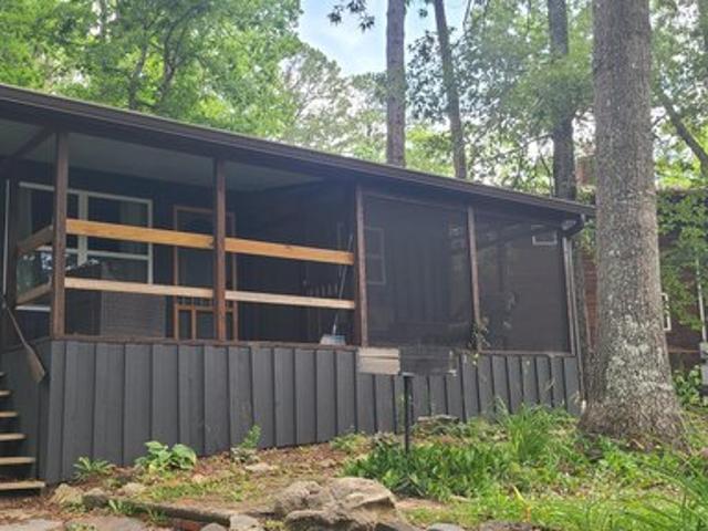 5804 Omega Dr, Tallassee, TN 37878