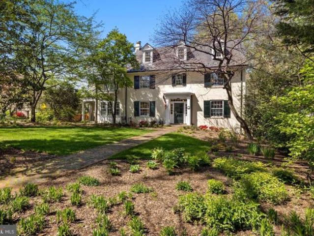 5804 Cedar Pkwy, Chevy Chase, MD 20815
