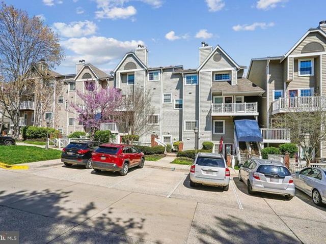 5804 Inman Park Cir Apt 210, North Bethesda, MD 20852