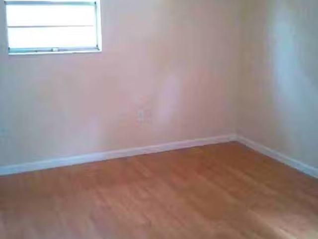 58050451 612 Mohawk Ave