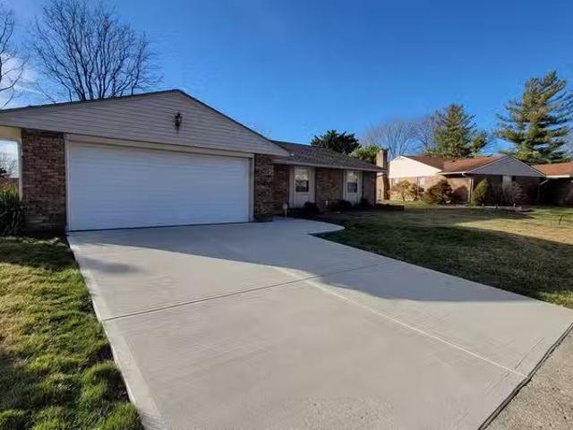 58050795 7611 Blossomview Ct