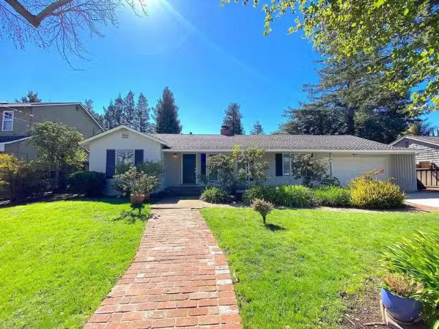 58051251 918 Clinton Rd