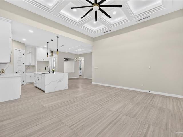5805 N Playa Del Sol Street