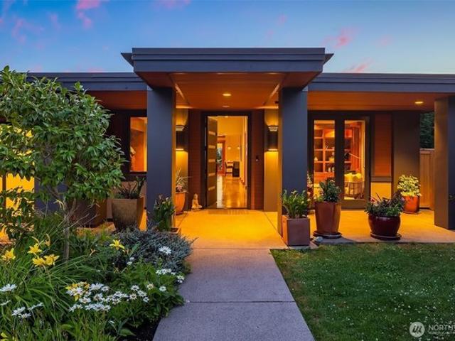 5805 th Ave NE, Kirkland, WA 98033