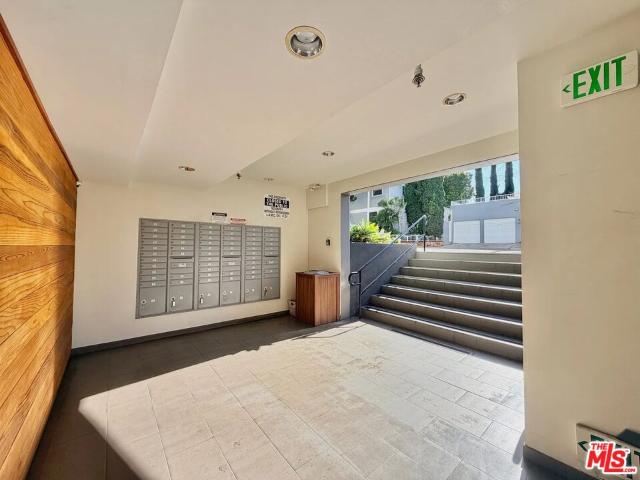 5805 W 8th St, Unit 100, Los Angeles, CA 90036 | MLS #26644