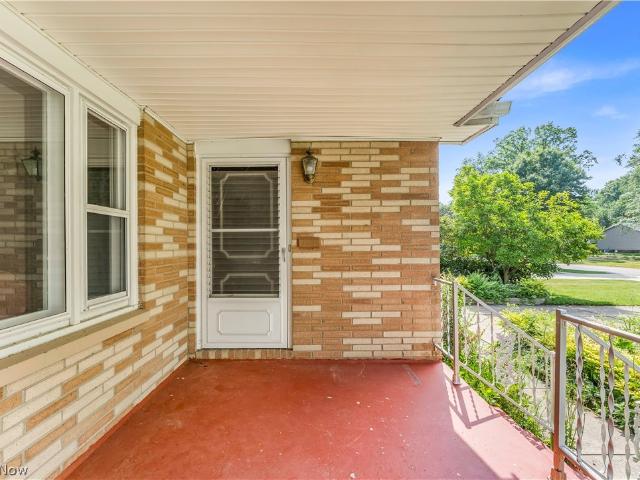 5805 Williamsburg Drive