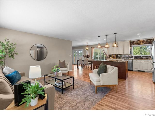 5806 Ballina Court