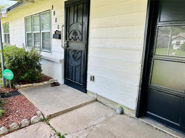 5806 Beldart St, Houston, TX 77033 | MLS #10424 | Compass