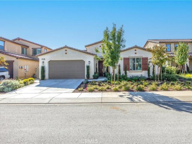 5806 Dragonfly St, Banning, CA 92220 | MLS #IG25245 | Compass