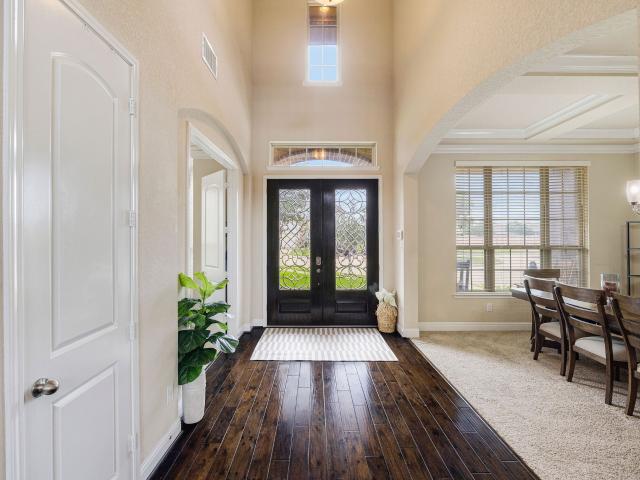 5806 Eden Crest Court
