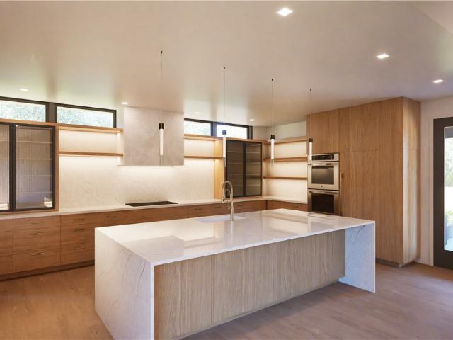 5806 S 65th Place
