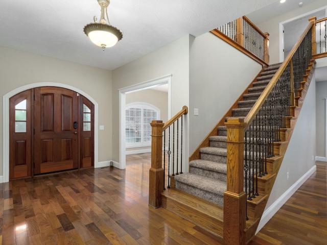 5806 S Brightwater Trail