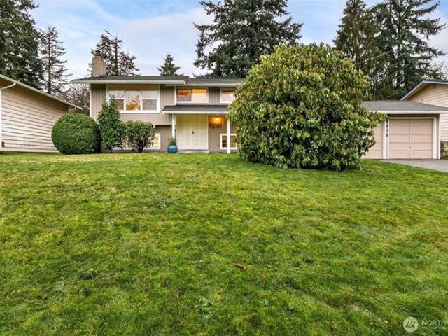 5806 96th Dr SE, Snohomish, WA 98290