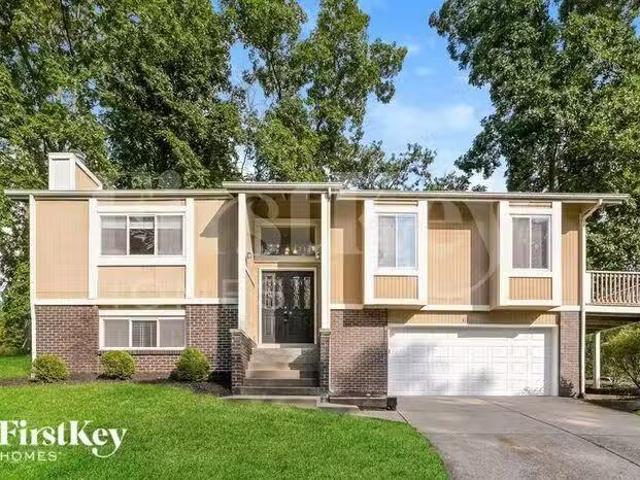58074905 611 Lakewood Dr