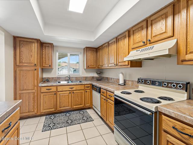 5807 N Atlantic Ave, Unit 524, Cape Canaveral, FL 32920 | MLS #1075