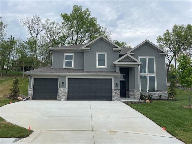 5807 N Bell Ct, Kansas City, MO 64118