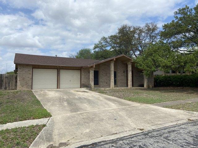 5807 Oak Run St, San Antonio, TX 78247
