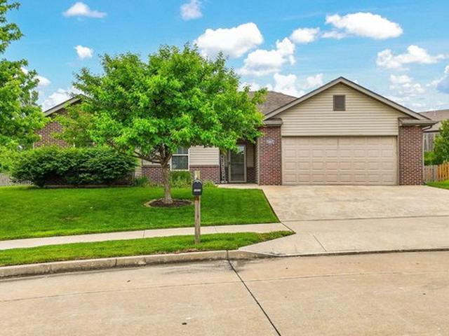 5807 Abbington Ct, Columbia, MO 65203