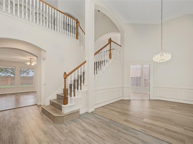 5807 Bayberry Way