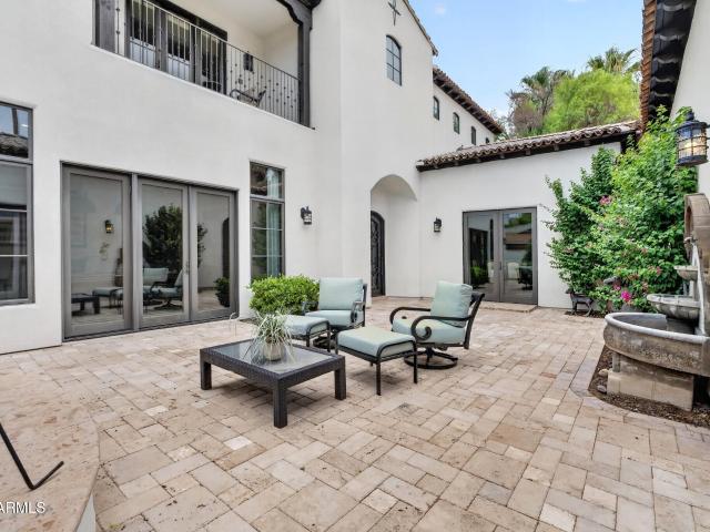 5807 e orange blossom lane