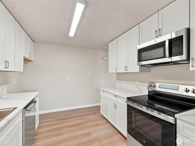 5807 Hendrickson Avenue # 101