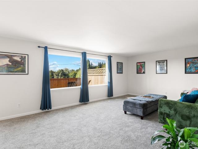 5807 Hendrickson # 106