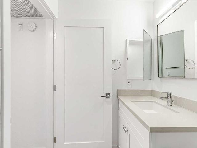 5807 Laurel Canyon Blvd Studio Apartment for Rent at 5807 Laurel Canyon Boulevard, Los Angeles, CA 91607 Greater Valley Glen