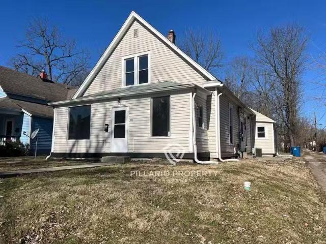 58081568 418 W 41st St