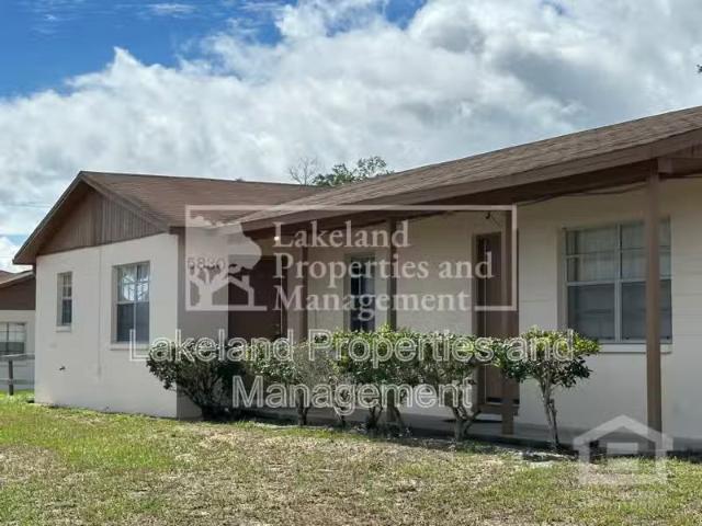 58085209 5830 Charlton Dr