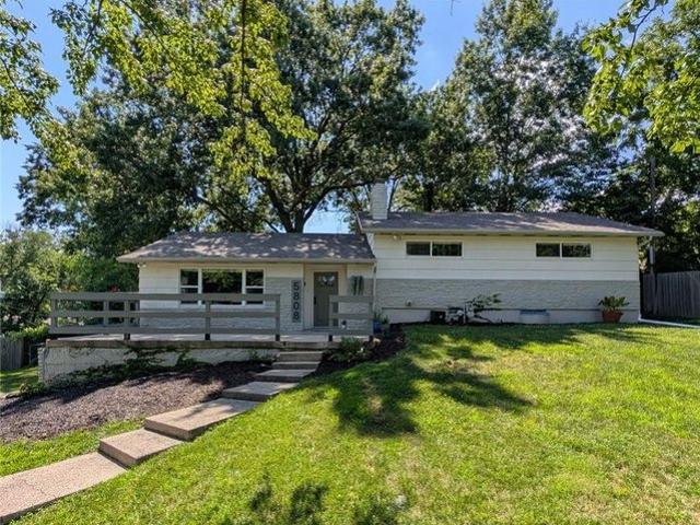 5808 NW Hutson Rd, Kansas City, MO 64151