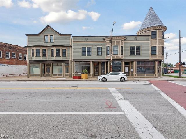 5808 Detroit Avenue