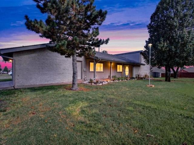 5808 Hefner Village Ct, Oklahoma City, OK 73162