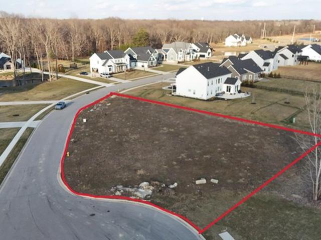 5808 Sycamore Trail Dr, Galena, OH 43021