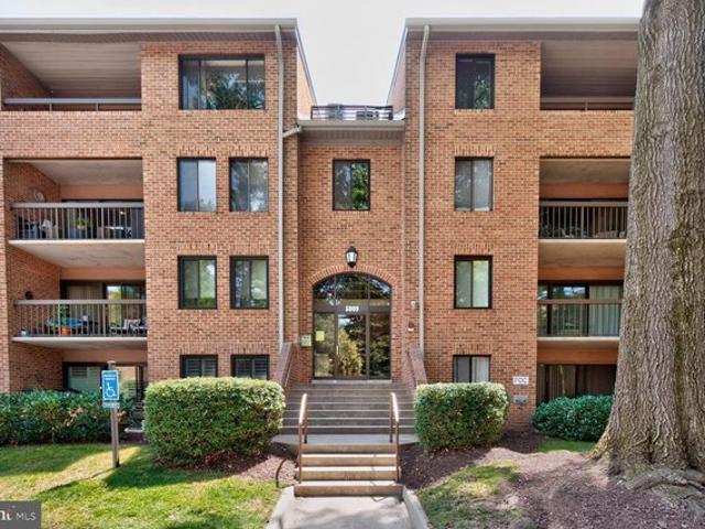 5809 Edson Ln Apt 103, North Bethesda, MD 20852