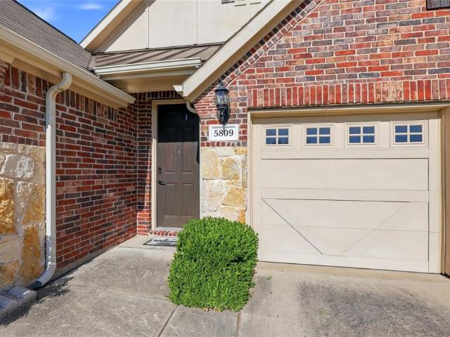 5809 Petunia Lane