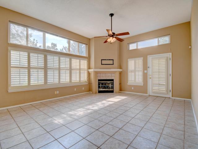 5809 Vulcan Vista Drive NE