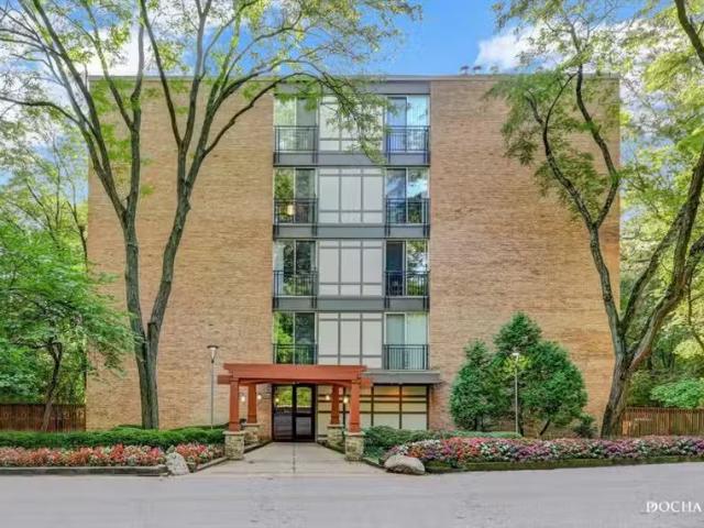 5800 OAKWOOD DR UNIT 4F, LISLE, IL 60532 Condo/Townhome For Sa.