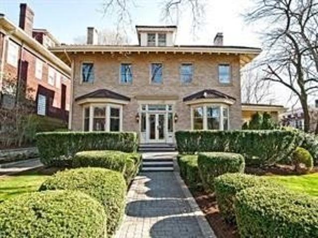 5800 Aylesboro Ave, Pittsburgh, PA 15217