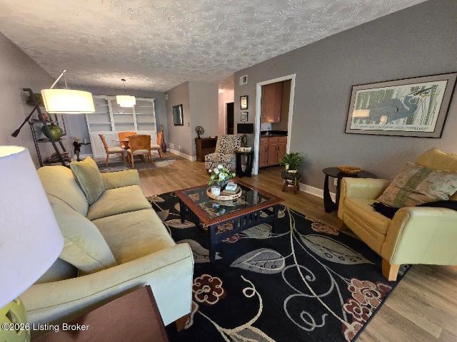 5800 Coach Gate Wynde APT 295