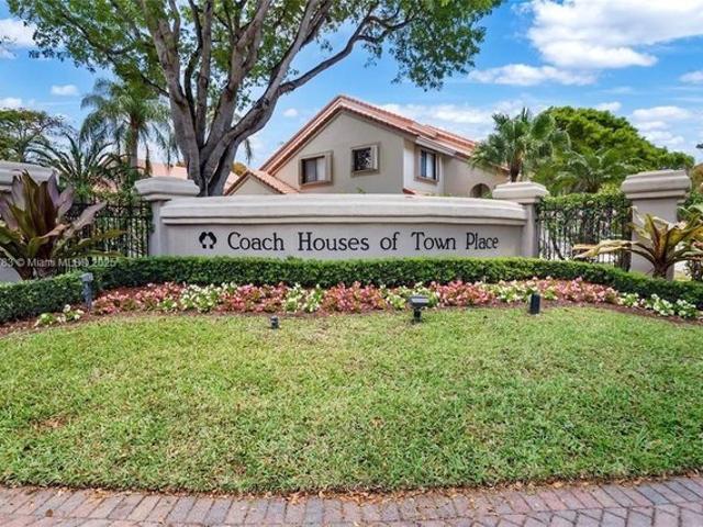 5800 Coach House Cir Unit E, Boca Raton, FL 33486