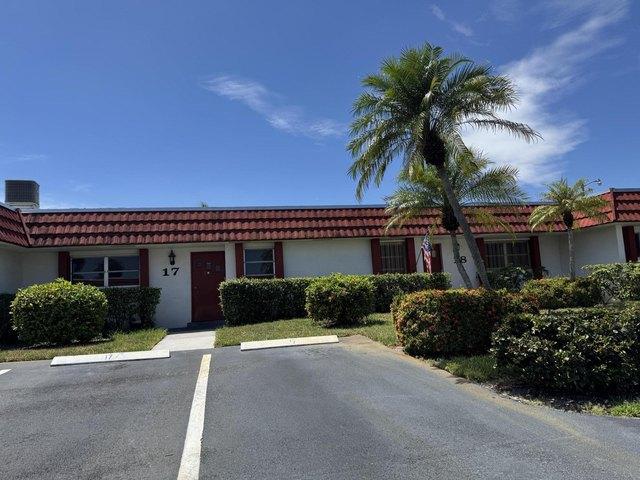 5800 Fernley Dr W Apt 17, West Palm Beach, FL 33415