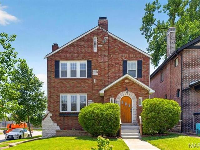 5800 Pershing Ave, Saint Louis, MO 63112